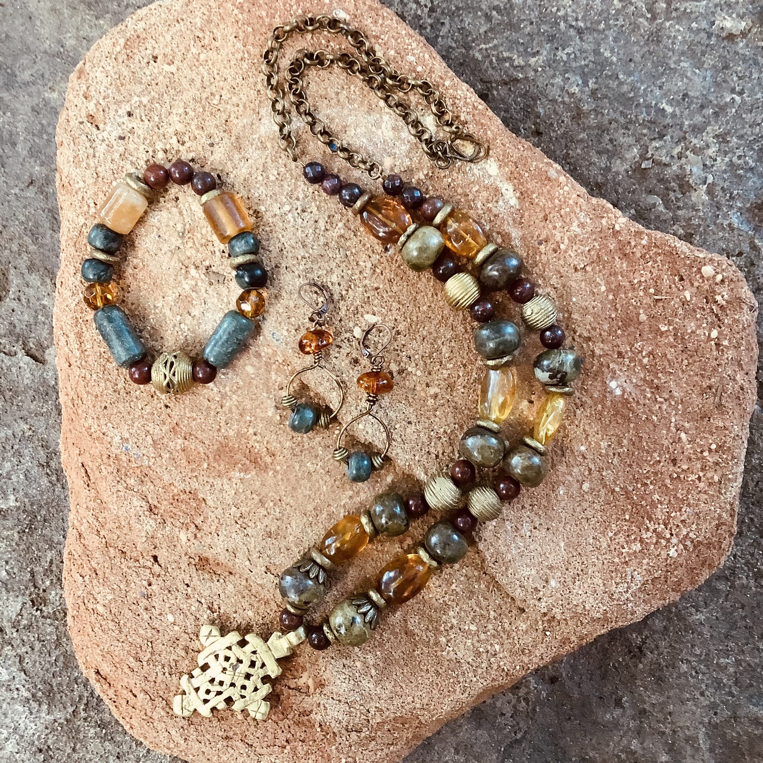 Faraway Beads – NWA Makers